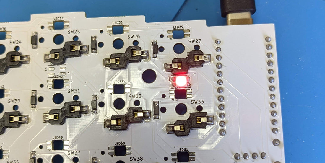 KeebMaker Corne Build Guide | DIY Assembly & Soldering Tips